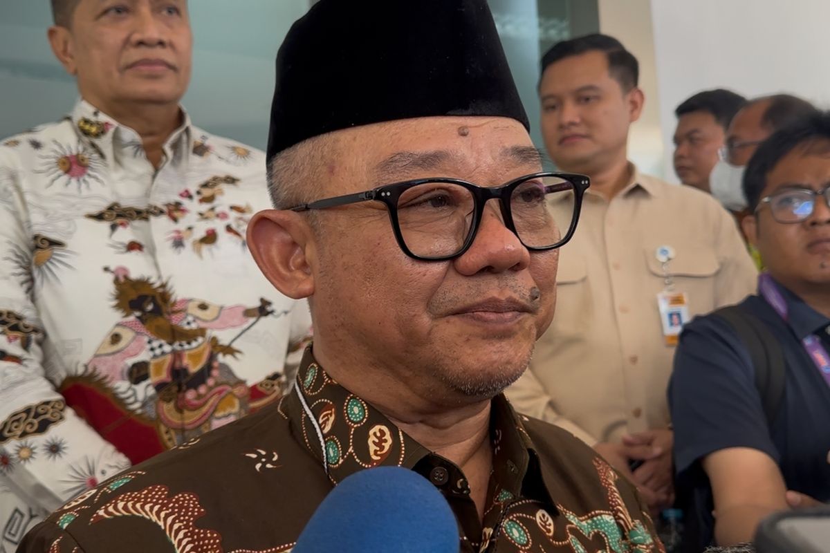 Gubernur Dedi Mulyadi Larang Wisuda TK-SMA, Mendikdasmen: Masa Sih Tidak Boleh? - ZONA LITERASI