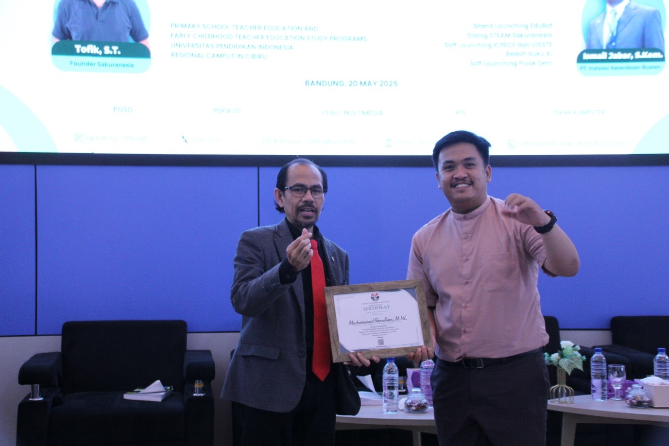 Bedah Buku AI Karya Prof. Deni Darmawan Di UPI Cibiru, Teknologi Yang ...